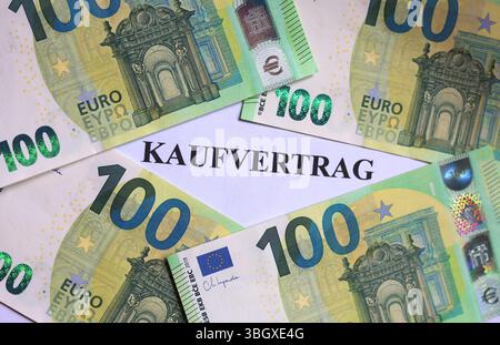 Augsburg, Germany. 03rd June, 2025. Euro banknotes in a transparent ...