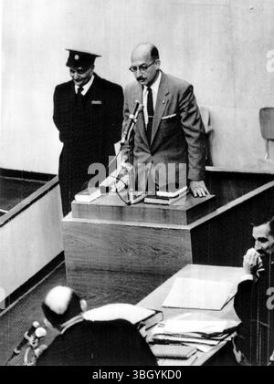 GIDEON HAUSNER CHIEF PROSECUTOR IN EICHMANN TRIAL JERUSALEM / 21 APRIL ...