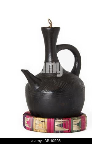 Traditional Ethiopian coffee pot made out of clay Stock Photo - Alamy
