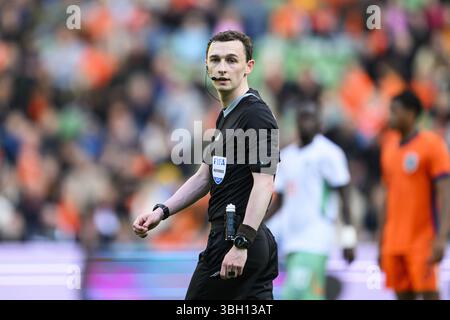 GRONINGEN - Referee Ben McMaster during the away match between the ...