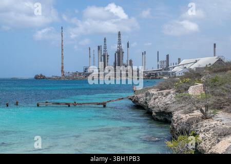 View of Aruba Refinery and Rogers beach coast with fishermen Stock ...