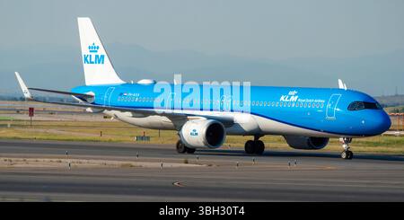 Modern KLM Royal Dutch Airlines Airbus A321 neo airliner at Madrid Barajas Airport, registration ...