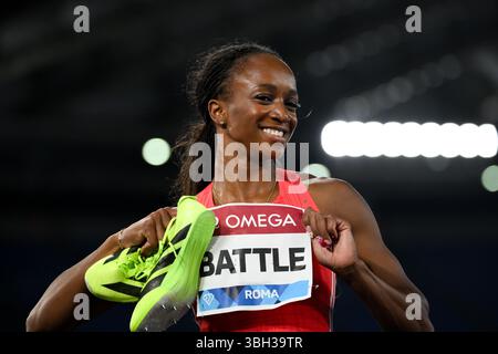 Anavia Battle of United States of America looks exhausted after ...