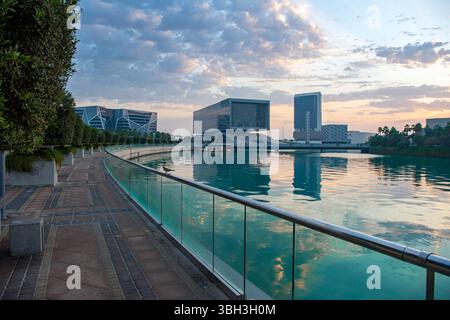 The Arcapita Mosque, one of the most modern looking mosques. Bahrain ...