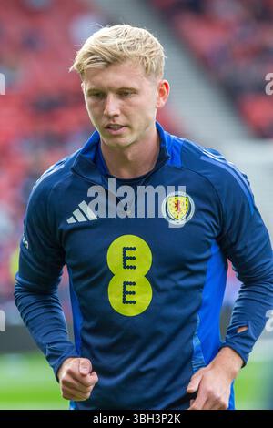 JOSH DOIG, professional football player on a training and warm up ...