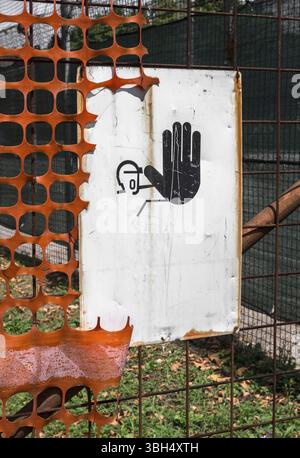 an attention construction site sign, trespass forbidden for non ...