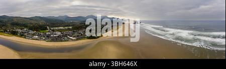Cannon Beach, Oregon - October 4th 2020: Aerial view of coastal town ...