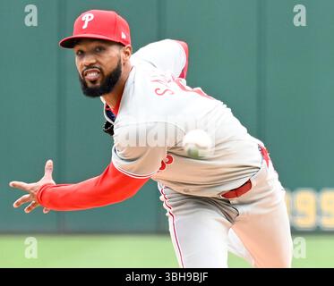 Philadelphia Phillies pitcher Cristopher Sánchez smiles on the mound ...