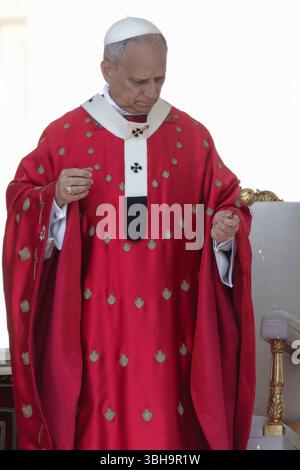 Vatican City, Vatican, 08 June 2025. Pope Leo XIV sprinkles holy water ...