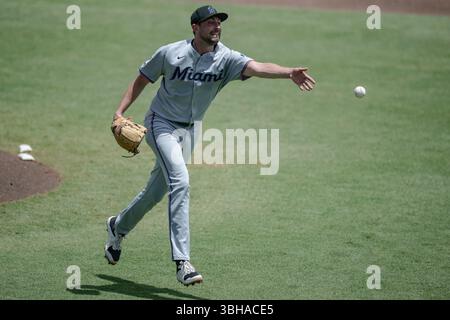 Miami Marlins' Eric Wagaman in action during a baseball game against ...