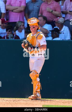 June 8, 2025: Tennessee catcher Cannon Peebles (5) looks in a ball ...