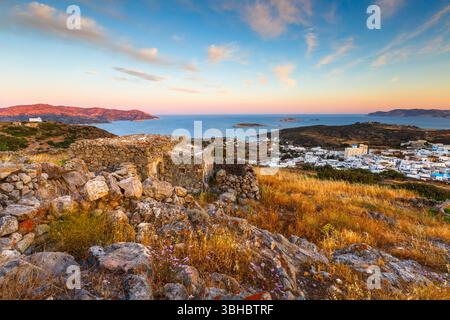 Chora village on Kimolos and Milos island in the distance Stock Photo ...