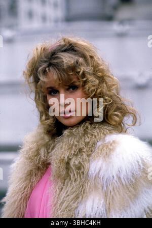 NICOLLETTE SHERIDAN in PAPER DOLLS (1984), directed by LEO PENN. Credit: MGM/UA TELEVISION ...