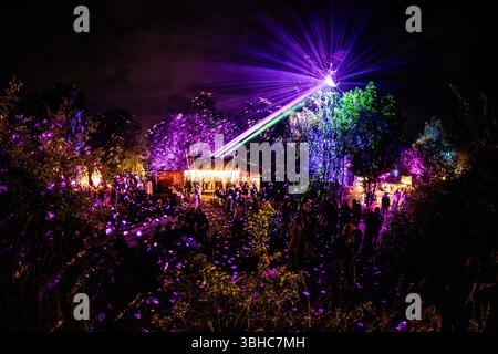 Denmark, Copenhagen. 07th, June 2025. Party people seen at one of many ...