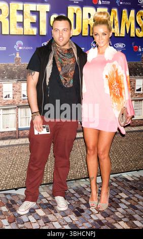 JAIDEN MICHAEL & HOLLY HENDERSON STREET OF DREAMS MUSICAL PREMIER ...