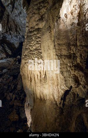 A flowstone formation with cave popcorn in Hansen Cave in Timpanogos ...