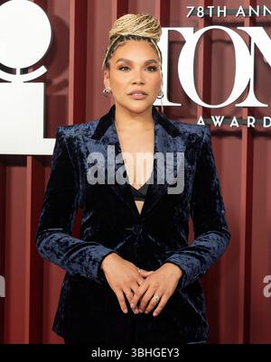 Emmy Raver-Lampman attends the New York Special screening of 'Hamilton ...