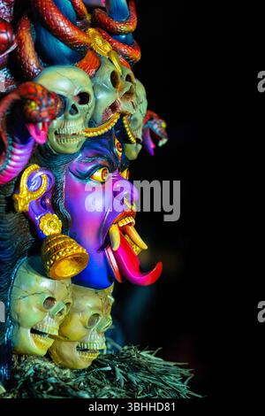 KUMMATTI A FOLK ART OF KERALA - Traditional Kaali mask used in ...