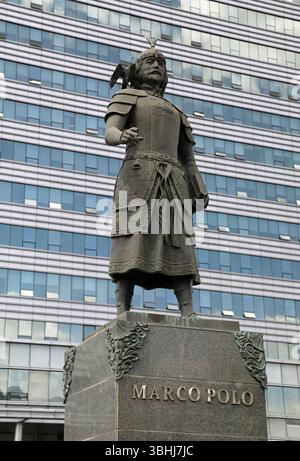 ULAANBAATAR, MONGOLIA - Marco Polo Statue in Ulaanbaatar, Mongolia ...