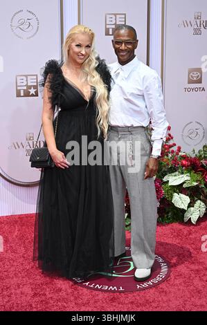 Tommy Davidson Mit Ehefrau Amanda Moore Bei Der Verleihung Der 25 Bet