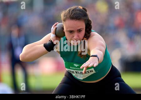 HENGELO - Jorinde van Klinken in action in the shot put during the 45th ...