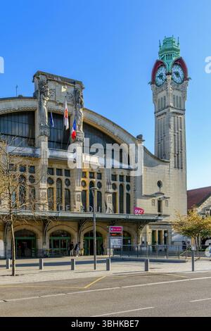 Rouen-Rive-Droite train station opened in 1928. Built in Art Nouveau ...