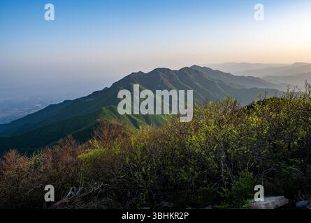 Mountain landscape of Huoshan (霍山). Shanxi Province, China Stock Photo ...