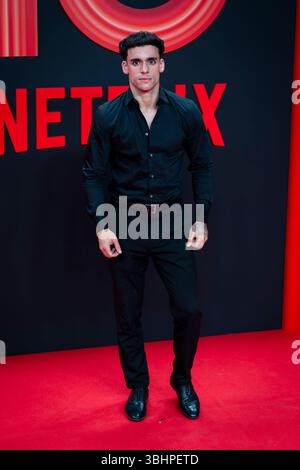 Ibelky attends to '10th Anniversary Netflix Spain' Red Carpet at ...