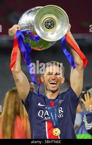 PSG's Fabian Ruiz celebrates after scoring his side's third goal during ...
