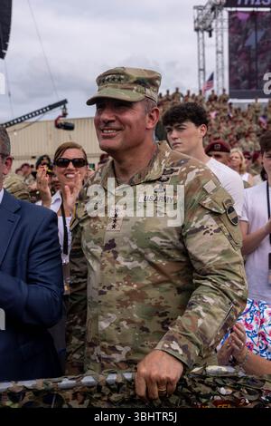 Gen. Andrew P. Poppas, Commanding General of U.S. Army Forces Command ...