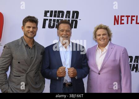 Travis Van Winkle, Fortune Feimster, Monica Barbaro, Arnold ...