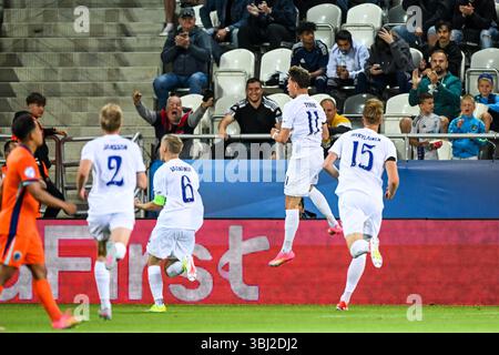 KOSICE - (l-r) Casper Terho of Finland U21, Bjorn Meijer of Holland U21 ...