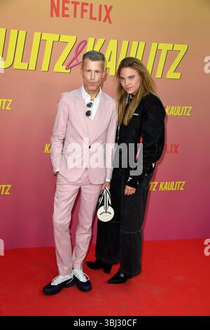 Premiere - NETFLIX Kaulitz und Kaulitz Benjamin von Stuckrad-Barre und ...