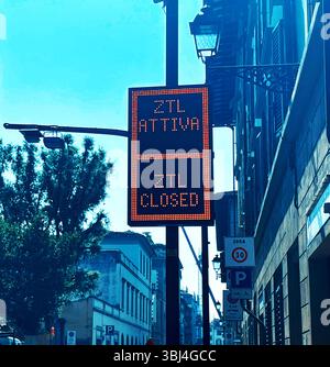 Access to the ZTL (limited traffic zone) in Rome Stock Photo - Alamy