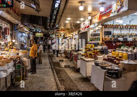 SULAYMANIYAH, IRAQ - OCTOBER 7, 2022: View of the Naqib market in ...
