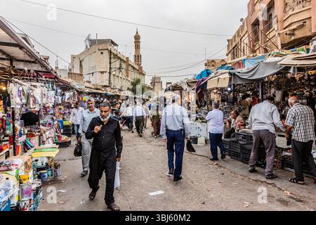 ERBIL, IRAQ - OCTOBER 9, 2022: Busy street in Erbil (Hawler), Kurdistan ...