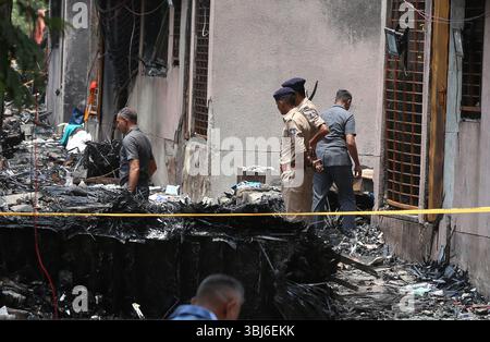 The State Disaster Response Force (SDRF) team carries out rescue ...