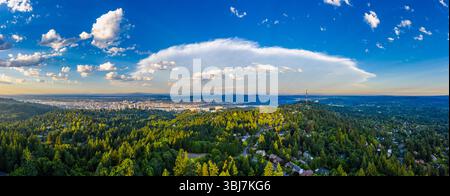 Aerial view of Portland, Oregon and its' surrounding suburbs Stock ...