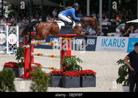 Balve, Germany. 14th June, 2025. Equestrian sport: German Championship ...