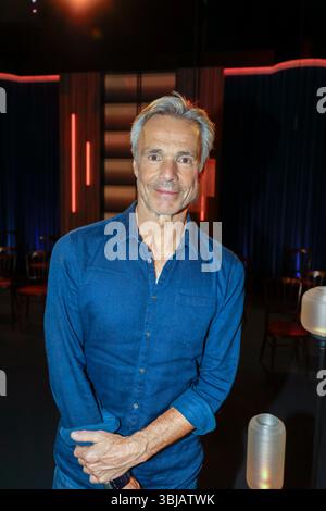 Hannes Jaenicke bei der Aufzeichnung der WDR-Talkshow 'Kölner Treff' im ...