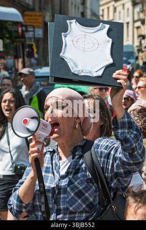 Bristol, UK. 14th Jun, 2025. Pro Palestinian supporters carrying a 'Red ...