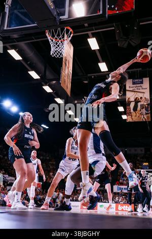 Emily Bessoir (Deutschland, 22) am Ball Basketball Damen Testspiel ...