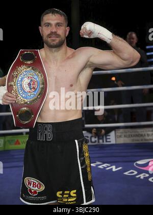 Boxing fight for WBO Inter-Continental cruiserweight title Stock Photo ...