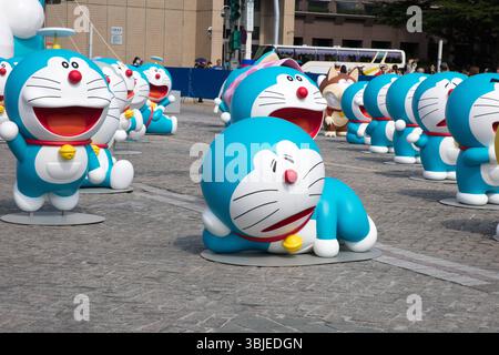 A 12-meter high inflatable Doraemon and dozens of smaller sculptures of ...