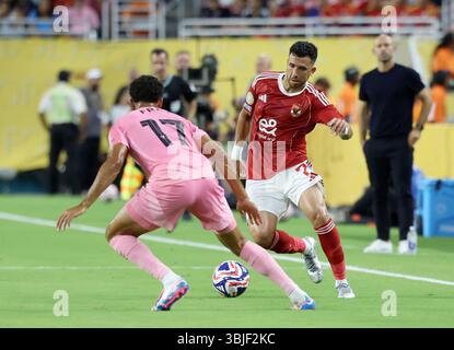 Inter Miami defender Ian Fray, right, heads the ball as Seattle ...