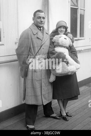 BUCK JONES (1891-1942) American film actor about 1940 Stock Photo - Alamy