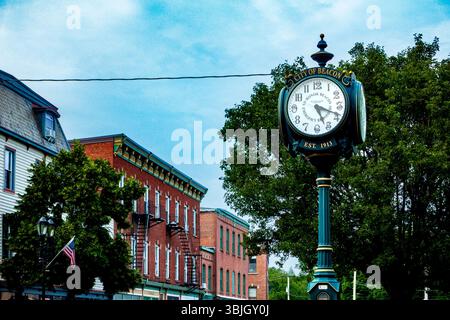 Four sided clock in Beacon, NY Stock Photo - Alamy