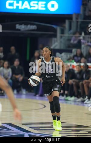 Golden State Valkyries forward Kayla Thornton (5) during a WNBA ...