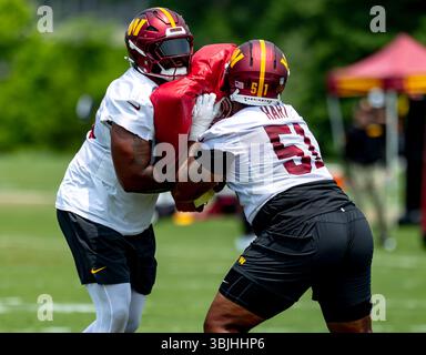 Washington Commanders offensive tackle Bobby Hart (51)blocks during an ...