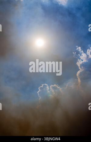 Blocking out the sun Stock Photo - Alamy